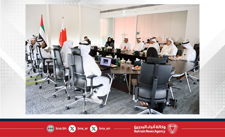 Transportation Minister discusses cooperation with senior UAE officials