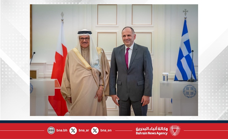 Foreign Minister holds talks with Greek Counterpart