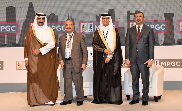 The Minister of Oil inaugurates the activities of the 29th Middle East ...