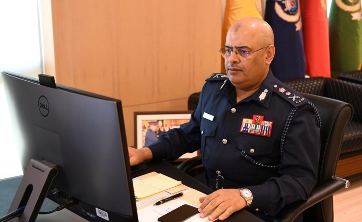 Public Security Chief meets heads of police directorates