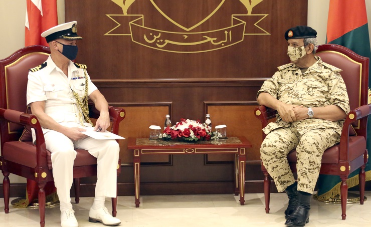 Commander-in-Chief receives British military attaché