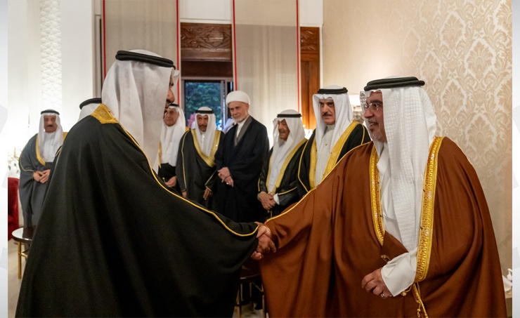 HRH the Crown Prince and Prime Minister hosts a number of Ramadan Majlis leaders at an iftar banquet