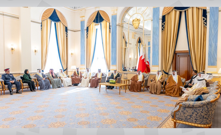HRH the Deputy King awards 18 government service providers gold ...