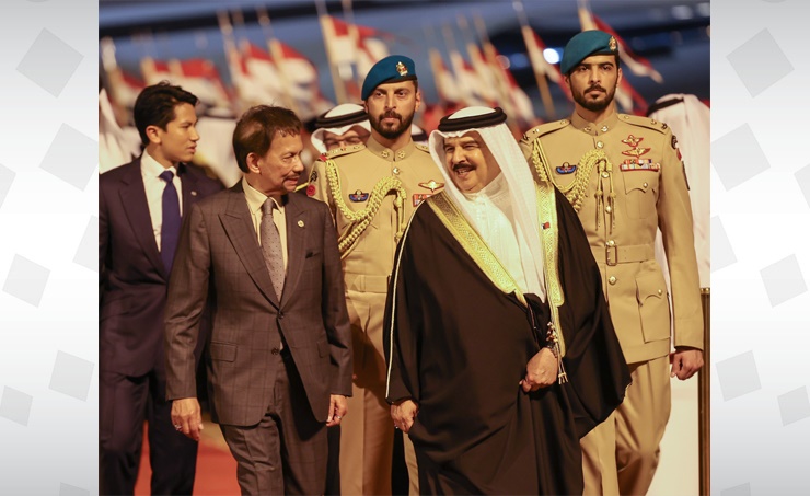 HM King welcomes Sultan of Brunei on arrival in Bahrain