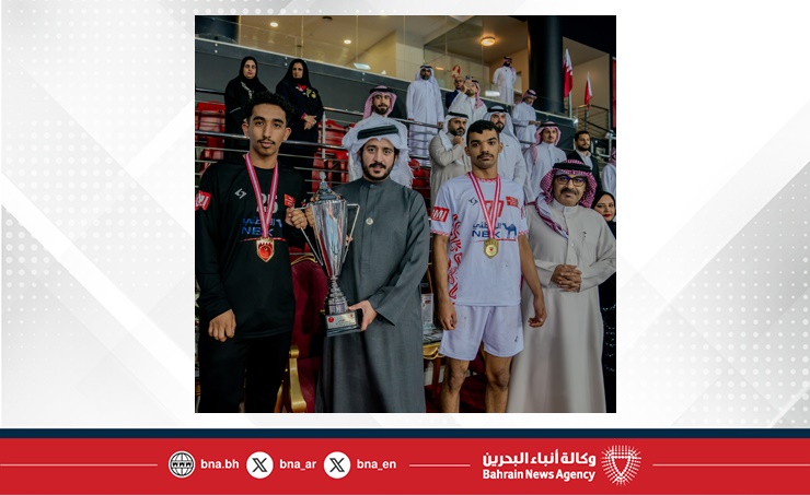 HH Shaikh Khalid bin Hamad awards winners of Khalid bin Hamad Secondary ...