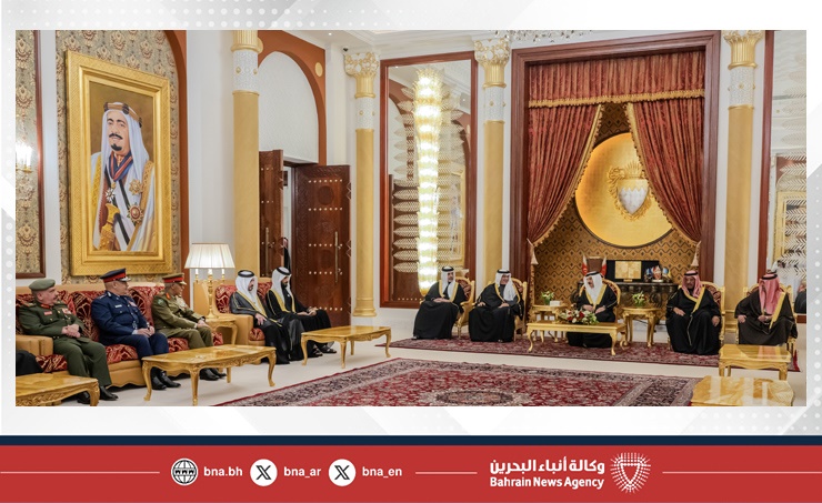 HM King receives BDF Commander-in-Chief, National Guard Commander ...
