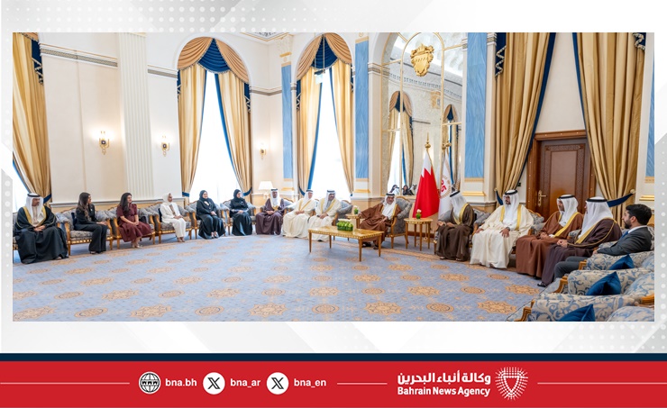 HRH the Crown Prince and Prime Minister meets with the Minister of ...