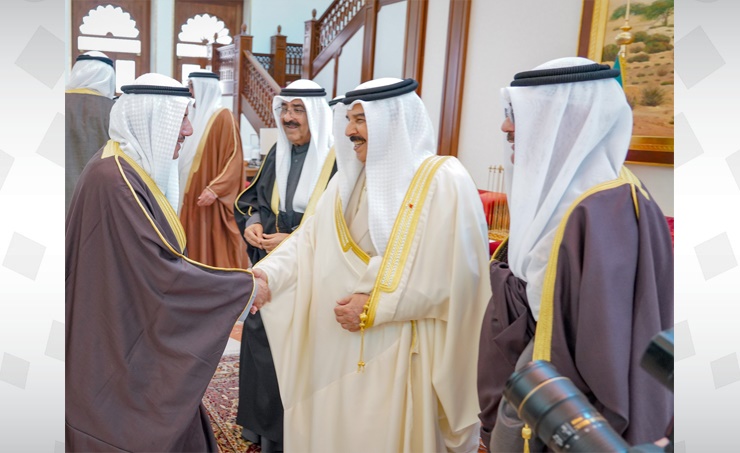 HM King bids farewell to HH Amir of Kuwait