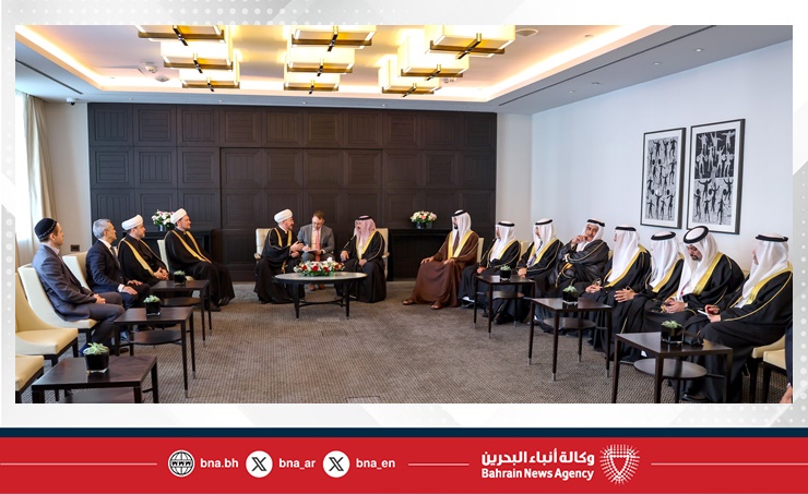 HM King receives Russian Mufti Shura Council Chairman