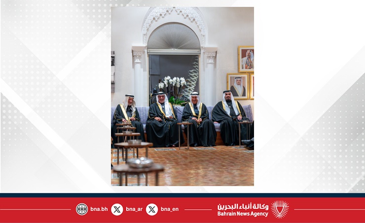 The Deputy King visits the majlises of the Al Asfoor family, Al Zayani ...
