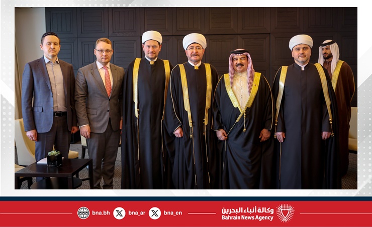 HM King receives Russian Mufti Shura Council Chairman