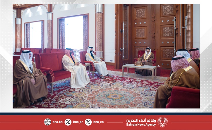 HM King receives HH Shaikh Khalid bin Hamad
