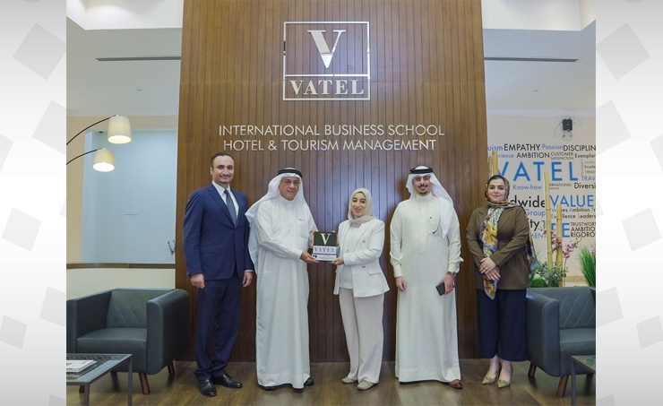 Media Advisor to HM King visits Vatel Bahrain