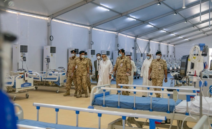 Supreme Health Council Chairman visits Sitra ICU field hospital