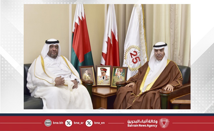 Defence Minister receives Qatar Ambassador