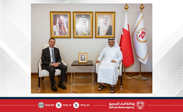 Information Minister receives Ambassador of Cyprus to Bahrain