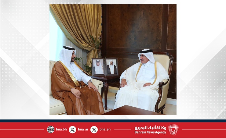Qatar’s Transport Minister receives Bahrain’s Ambassador