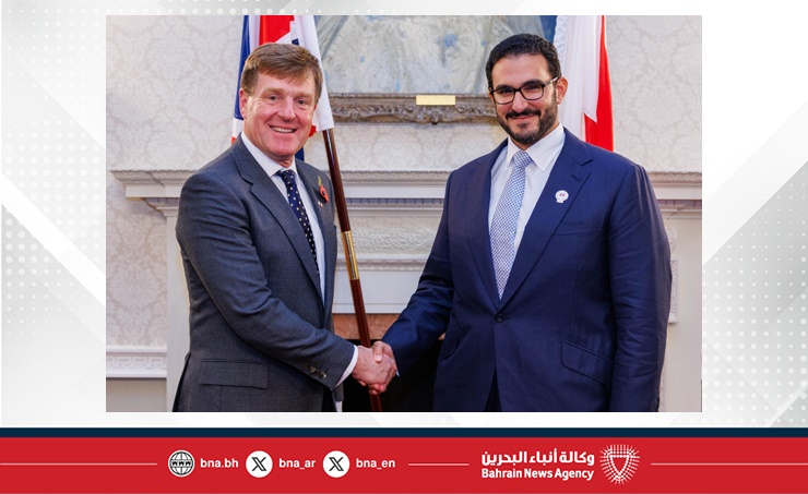 HH Staff Commander Shaikh Isa bin Salman bin Hamad Al Khalifa meets ...