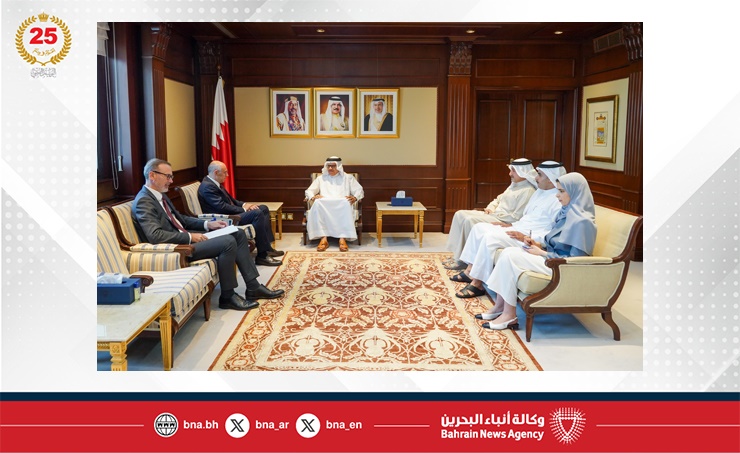 Foreign Minister receives ambassadors