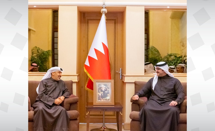 HH Shaikh Isa bin Salman meets with the Chairman of the Board of ...