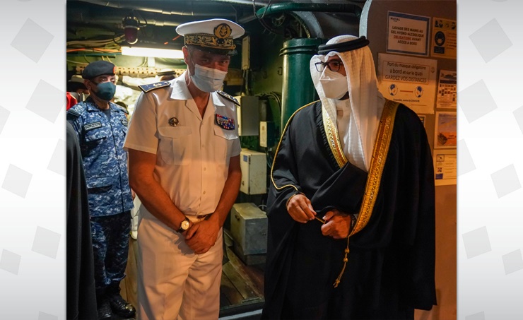 HH Shaikh Isa bin Salman visits the French Aircraft Carrier Charles de ...