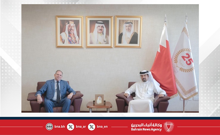 President of Customs receives Italian ambassador to Bahrain