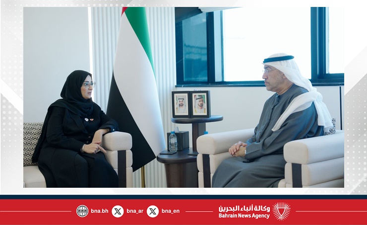 Health Minister meets UAE counterpart