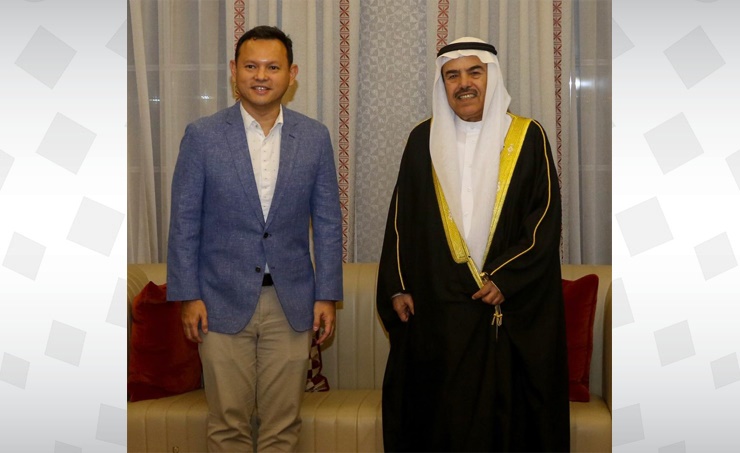 وزير شؤون الدفاع يستقبل وزير الدولة الأعلى في وزارة الدفاع بجمهورية ...