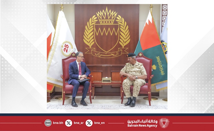 BDF Commander-in-Chief receives US Ambassador