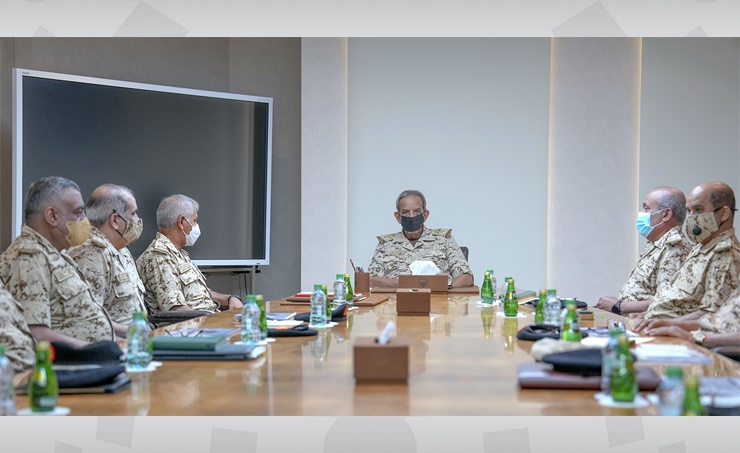 Commander-in-Chief meets with senior BDF officers