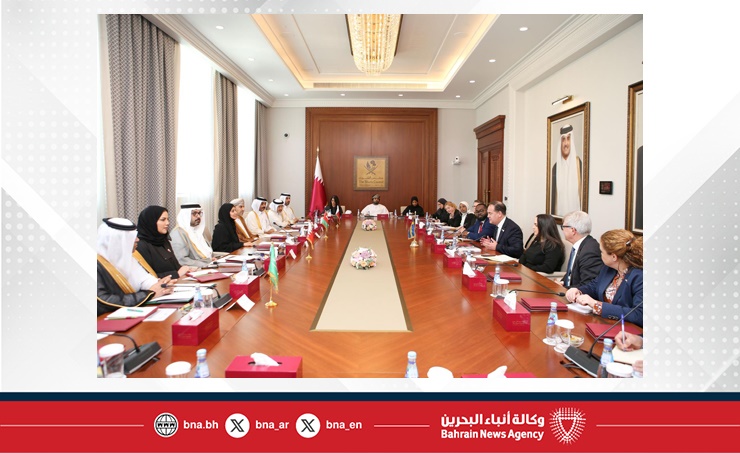 Bahrain’s parliamentary delegation meets Swedish parliament official in Doha