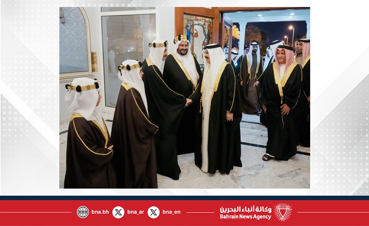 HM King visits majlises of HRH Prince Mohammed bin Salman, HH Shaikh Ali bin Khalifa, and BDF ...