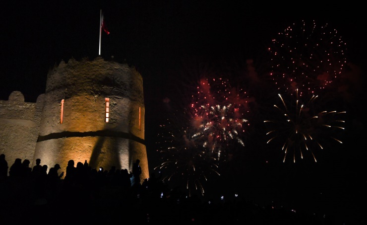 Dazzling fireworks light up Bahrain’s night sky on National Day