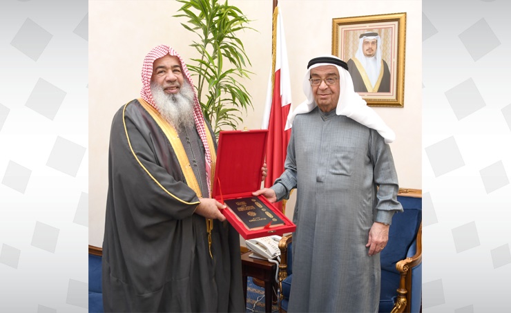 Deputy Premier receives Dr. Jassim Al Saeedi