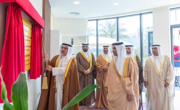 HRH the Deputy King inaugurates the main studio of Bahrain TV News ...