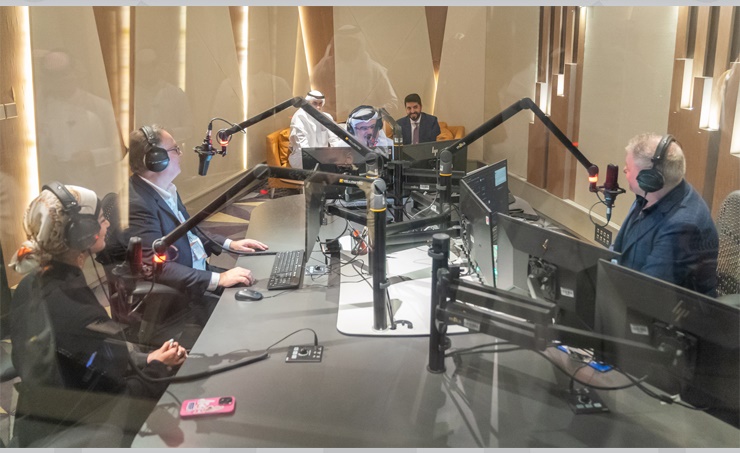 HRH the Deputy King inaugurates the main studio of Bahrain TV News ...