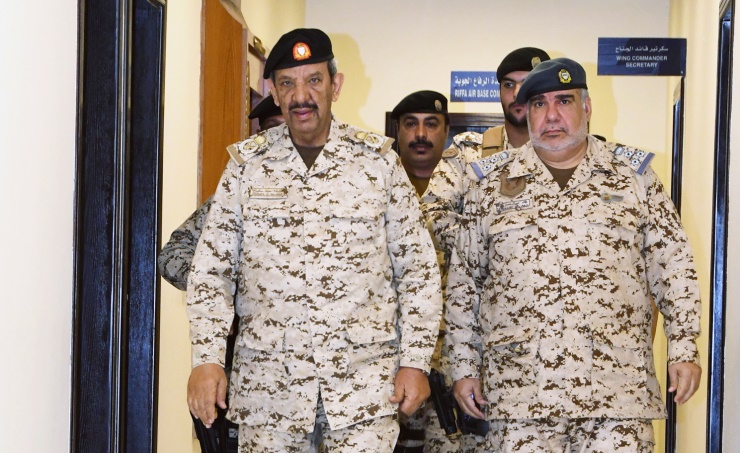 Commander-in-chief inspects BDF unit