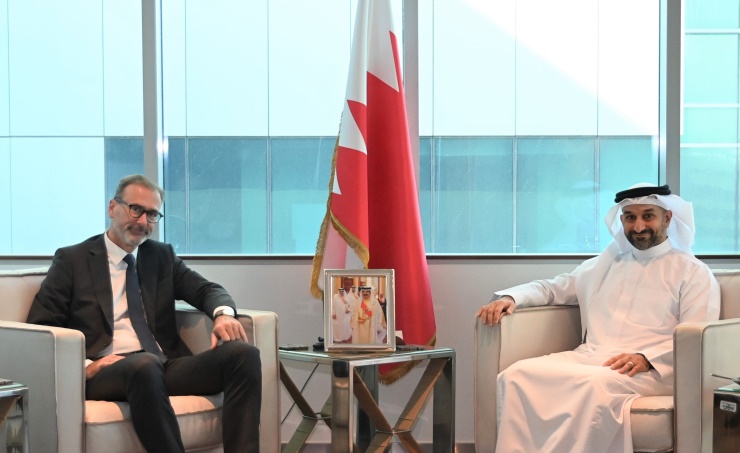 Industry Minister receives German Ambassador