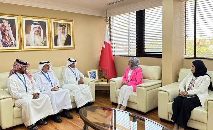 HEC Secretary General receives Kingdom University President