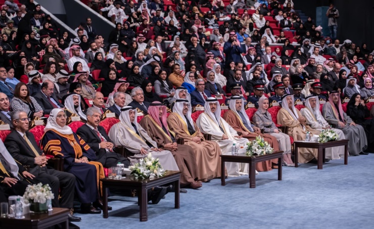 University of Bahrain holds graduation ceremony
