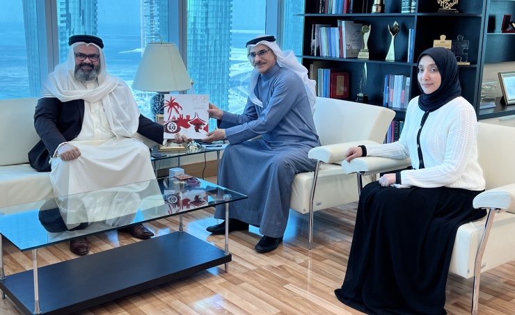 Social Development Minister receives researcher
