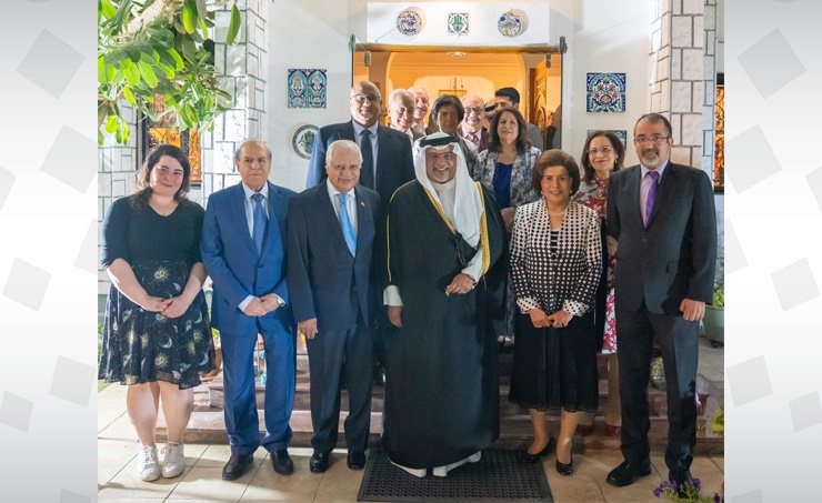 HRH the Crown Prince and Prime Minister visits the majlises of the Al ...