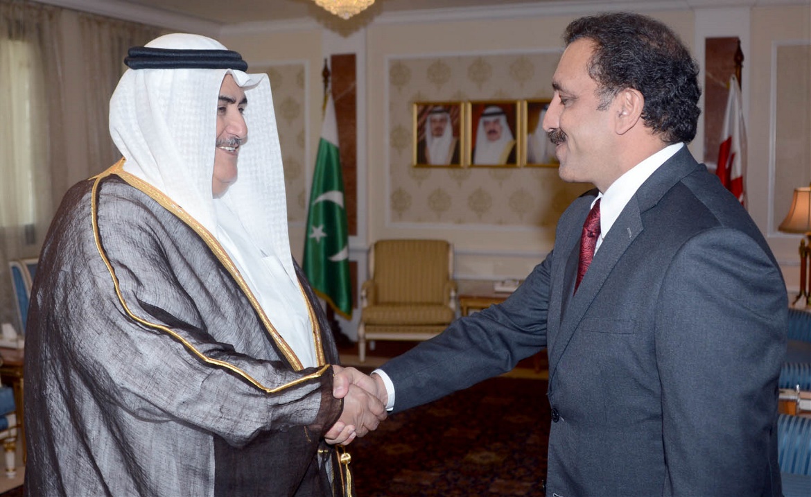 Minister receives Pakistani ambassador's credentials copy