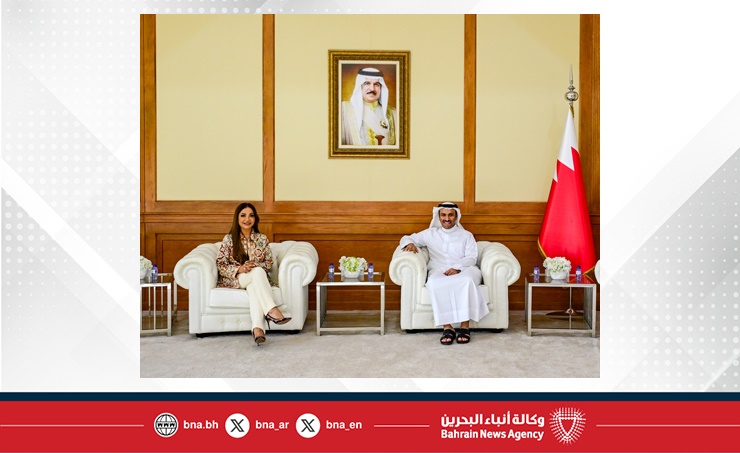 Information Minister meets Al Dana Drama Award jury president