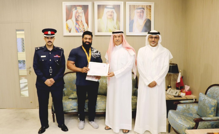 NPRA Undersecretary honors Oman IFBB diamond cup third place winner