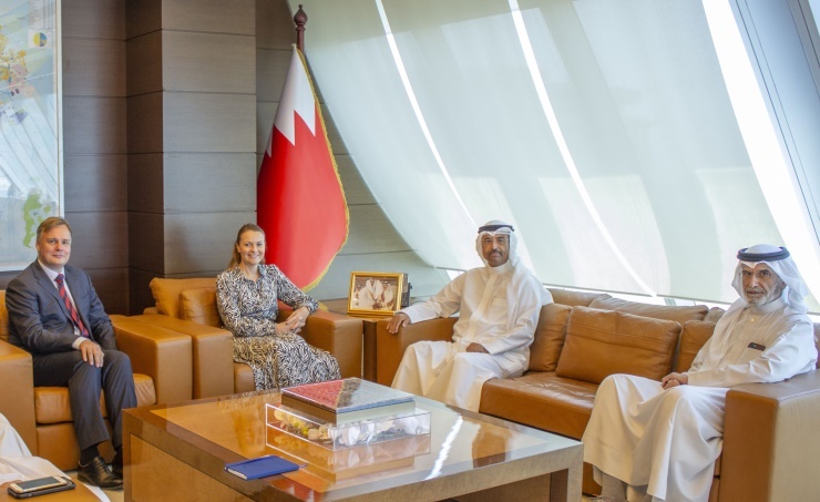 Ways to boost Bahrainis’ skills discussed