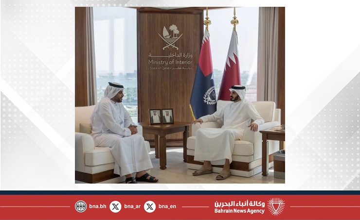 Qatari Interior Minister receives Bahraini Ambassador in Doha