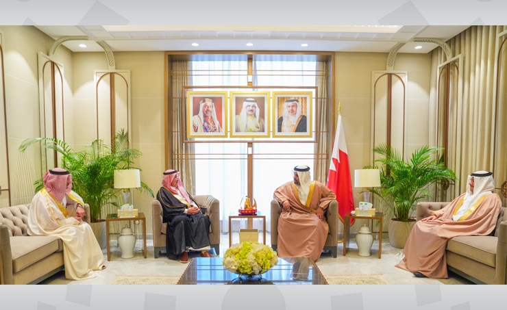 Finance Minister meets GFH Chairman and Group CEO