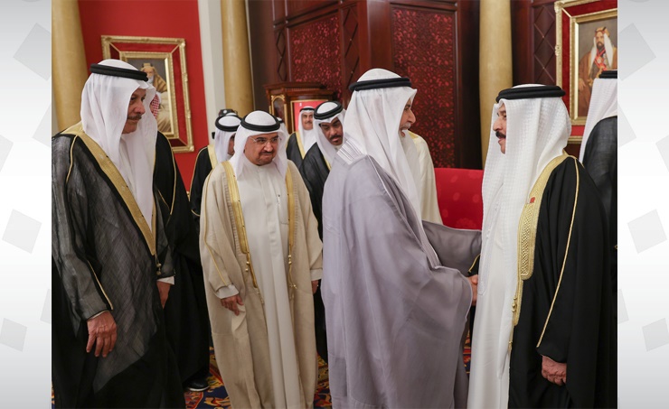HM the King receives Muharraq wellwishers, hails Bahrain’s development ...