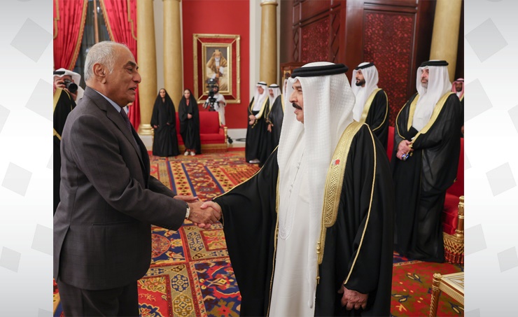 HM the King receives Muharraq wellwishers, hails Bahrain’s development ...